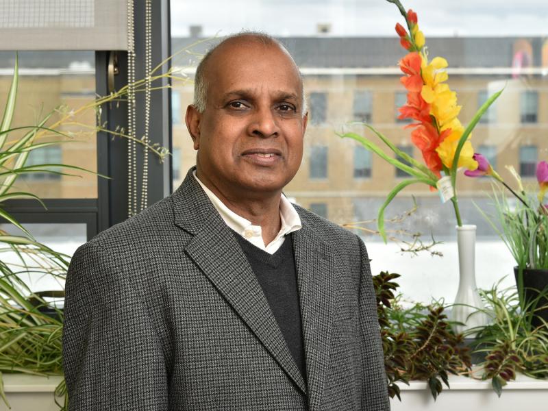Ampalavanar Nanthakumar earns Chancellor’s Award for Excellence in ...