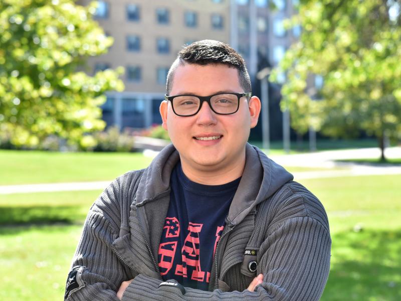 Student wins statewide EOP honor for overcoming obstacles | SUNY Oswego news + events